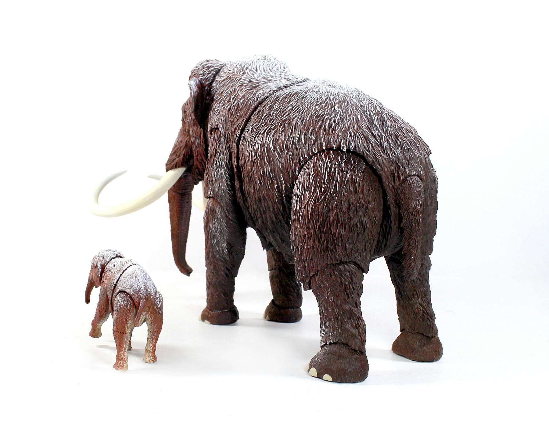 1/18th Scale Wooly Mammoth and Baby Mammoth Set - Exclusive Snowy ...